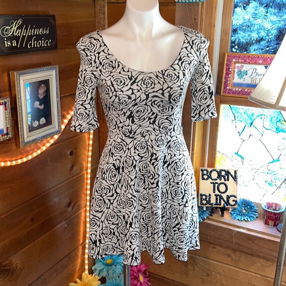Candie's | Dresses | Candies Adorable Fit Flare Dress Sexy Back | Poshmark